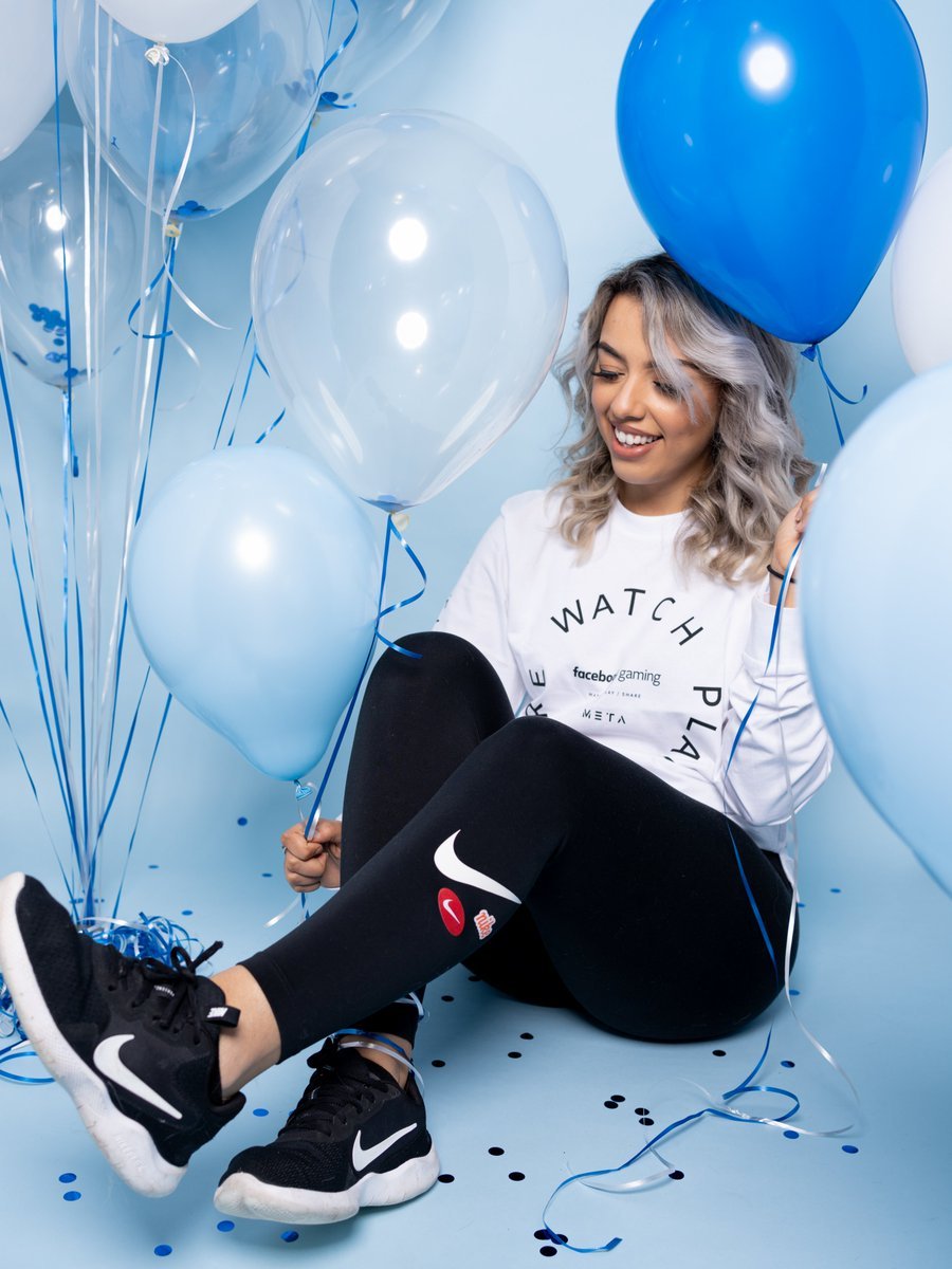 StinceBuilt Partner LadiGeek | PCs Styled by LadiGeek | StinceBuilt.com